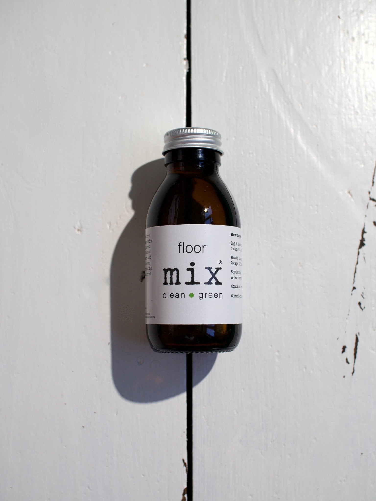 Plastic-free, eco-friendly floor cleaning concentrate – Mix Clean Green